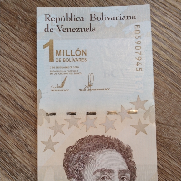 Venezuela Bolivar | Accessories | Venezuela Million Dollars Banknote ...